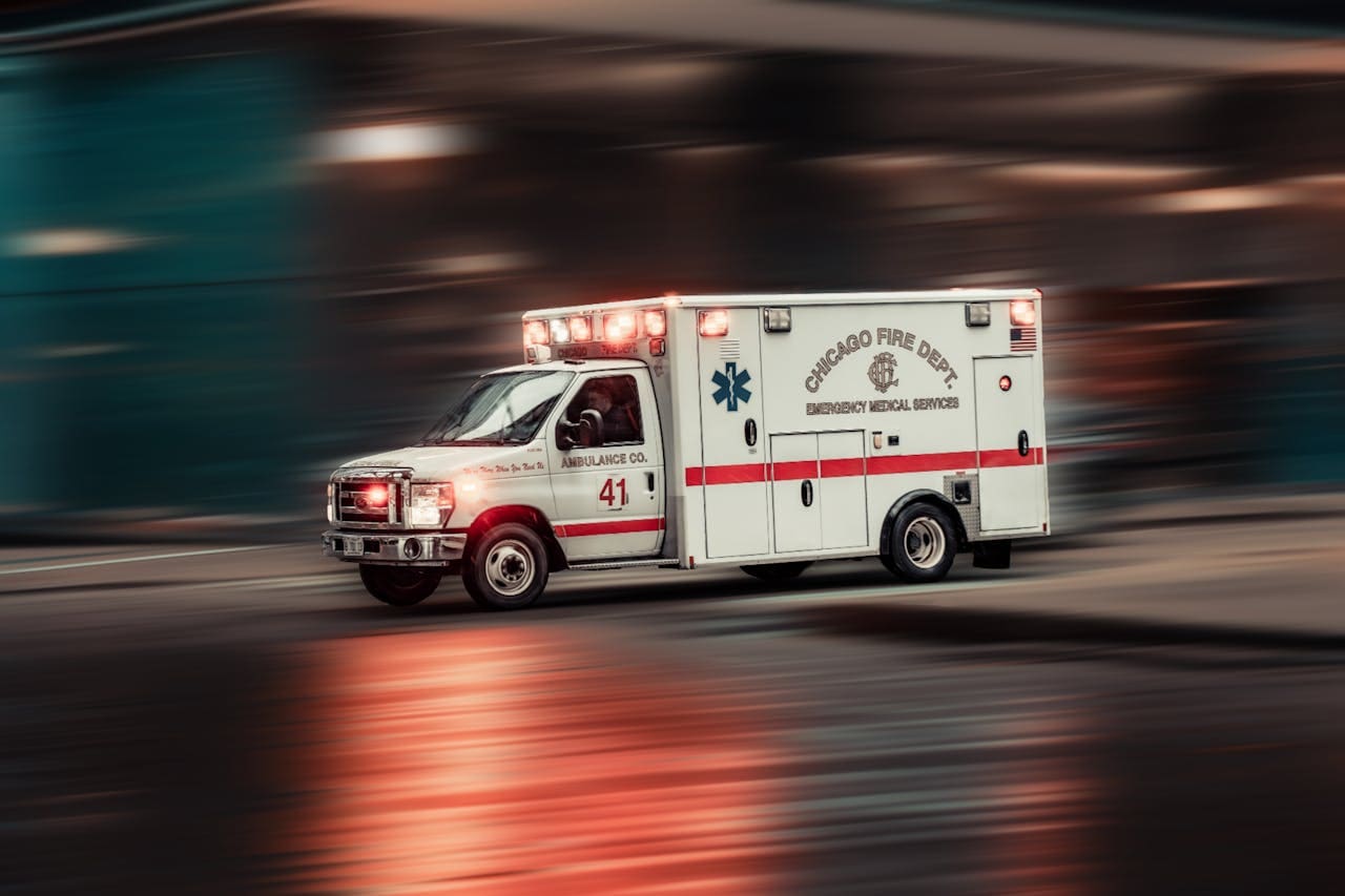 7 Ways Trauma Therapy Helps Chicago First Responders
